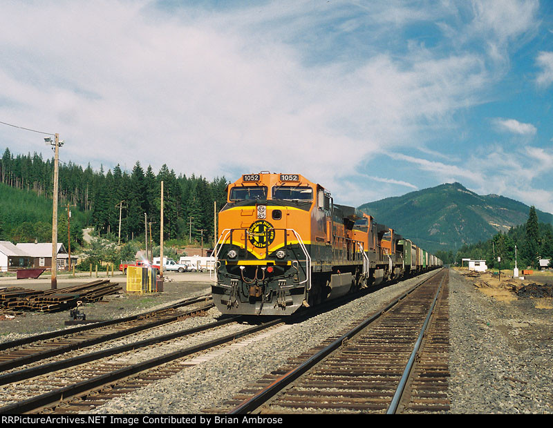 BNSF 1052 East